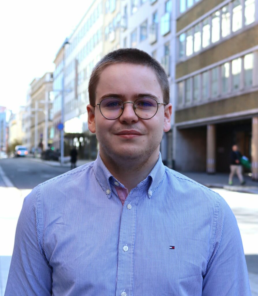 Bøter for ulovlig mobilbruk halvert i Nordland - Avisa Lofoten